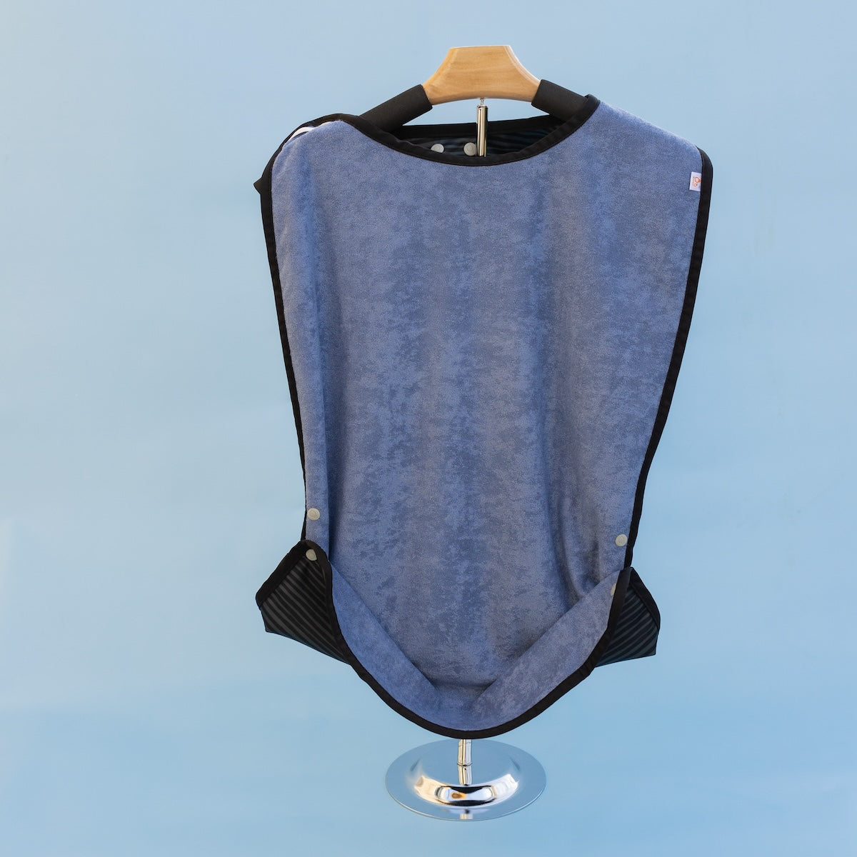 Waterproof Adult Bib with Adjustable Fit & Spill-Catching Pockets